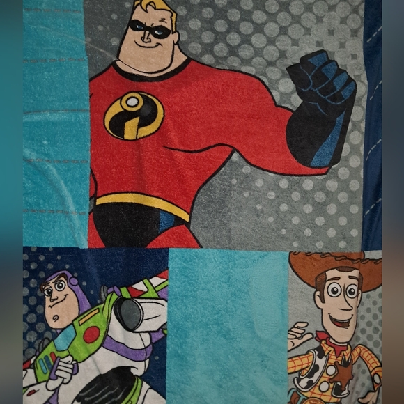 Disney | Bedding | Very Large Disney Pixar Character Fleece Blanket ...
